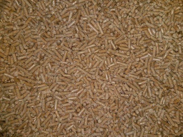 LG Granules Wood Pellets (Review) | Firewood Hoarders Club